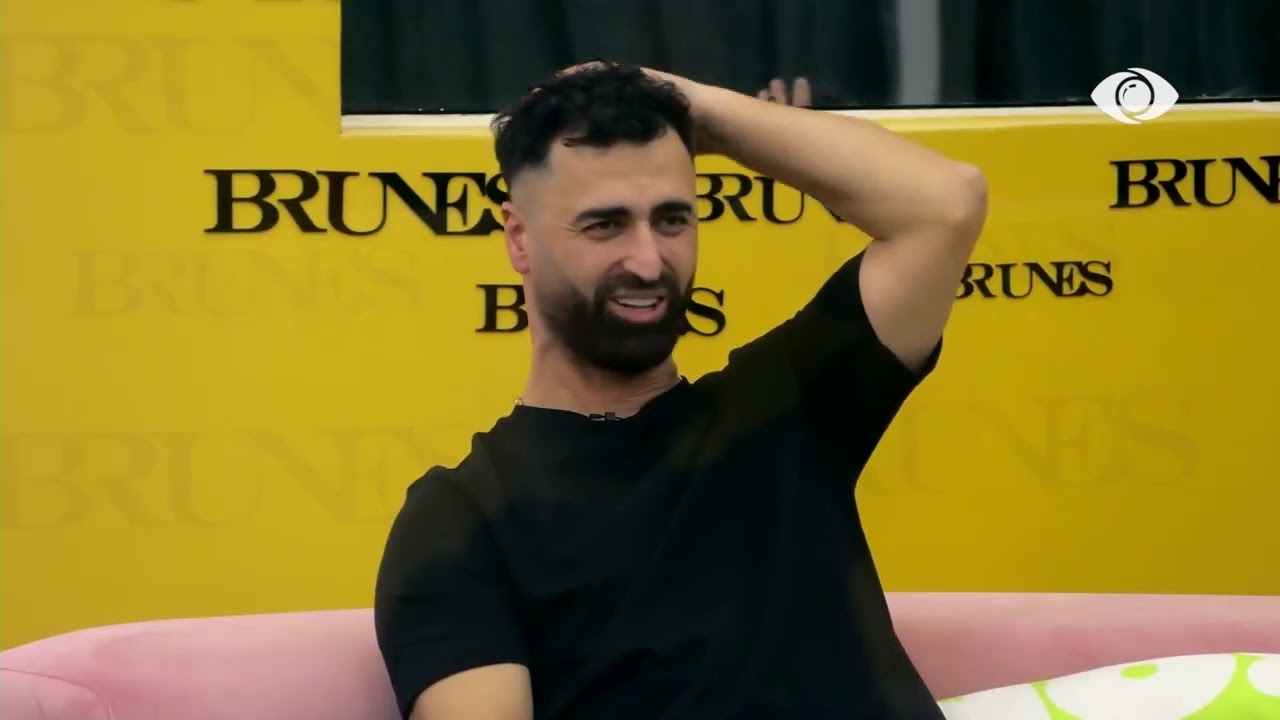 “Do ma hash syrin…”/ Keijsi-Kristit: Hiqi lentet njëherë, se t’i ha unë ...