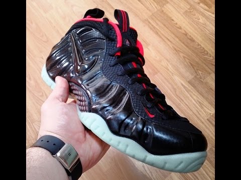 Nike Air Foamposite Pro "Yeezy" Review/Glow Test!