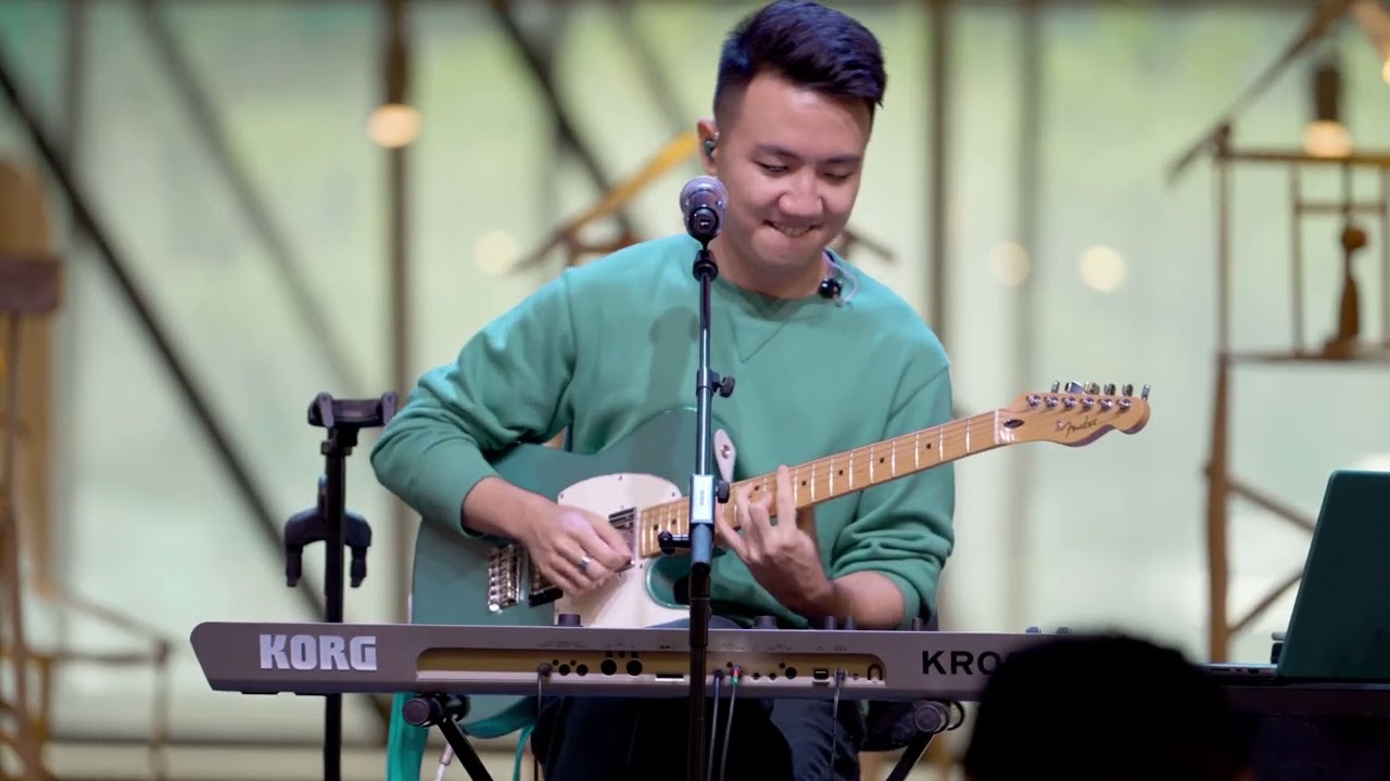 Owen Li - Our Date (Unreleased) Live at The Esplanade Concourse