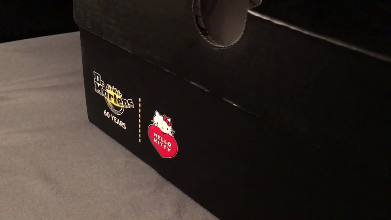 Hello Kitty X Doc Martens Unboxing + Try On