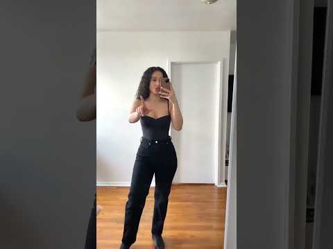 This Skims bodysuit changed the game for me π Link is pinned in the comments #shorts