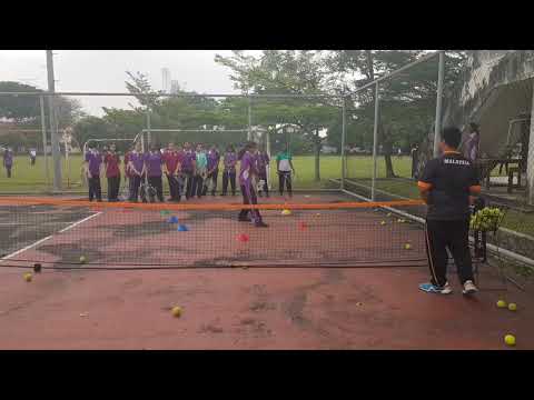#tennis #malaysia #pj #smksriaman Working with 40-60 girls from SMK (P) Sri Aman.