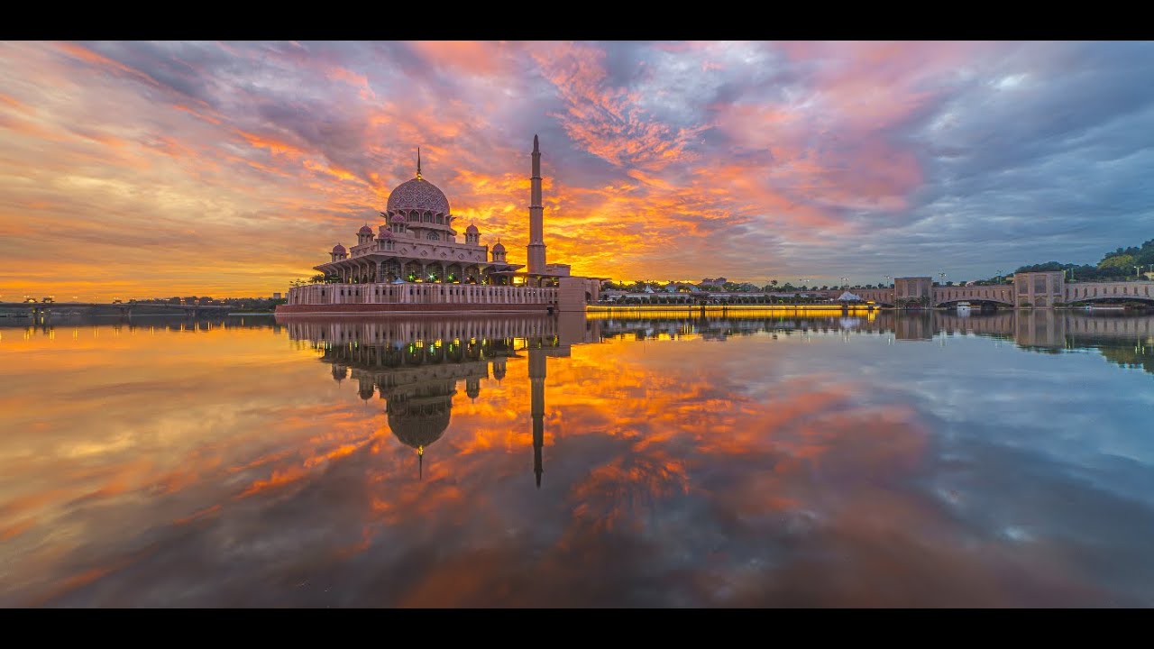 Masjid Putra Time-Lapse : Of Sunrise, Sunset and Reflections