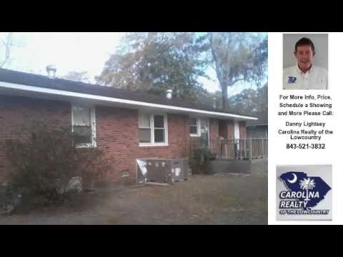 701 Center Drive E, Beaufort, SC Presented by Danny Lightsey.