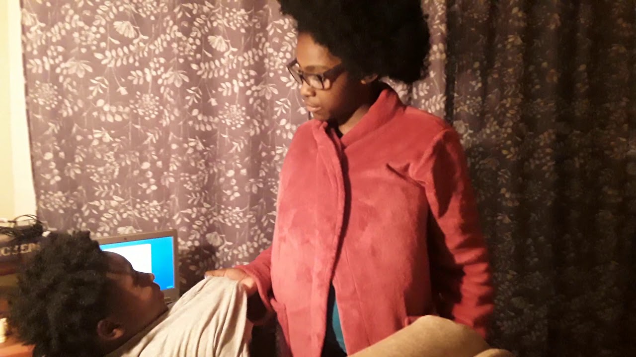 How black mom  help with their kids homework