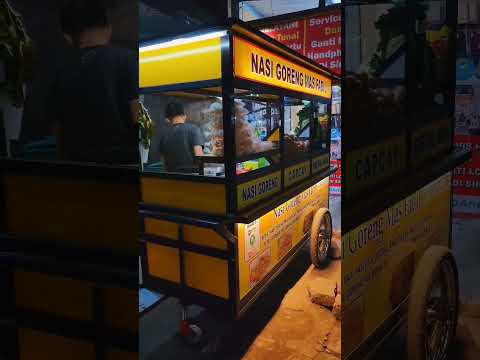Ada di Karawang Dekat Kampus UNSIKA Rasa bintang lima harga Kaki lima