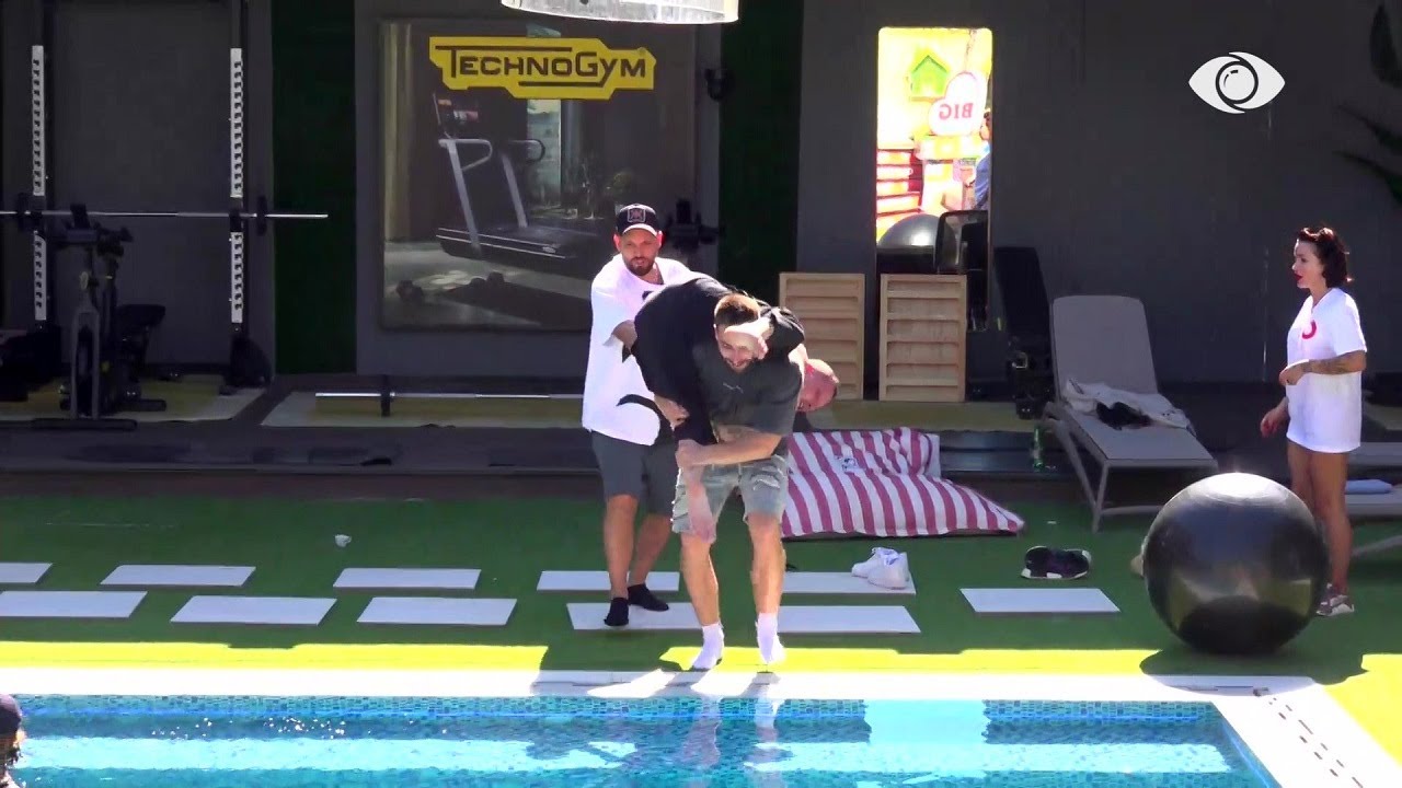 Me Gracianon në krahë, Meritoni hidhet në pishinë – Big Brother VIP 4
