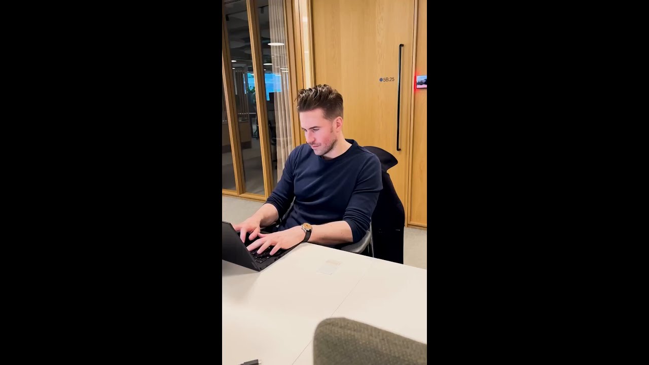 Spend a day with Matthew, a Principal in BCG’s London office