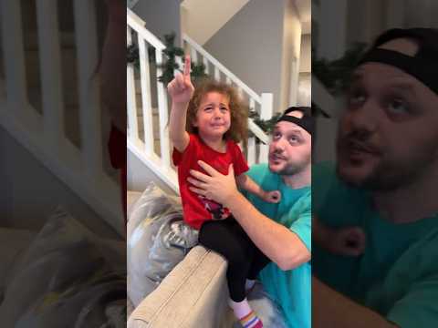 Dad helps little daughter- daddyβs love β€οΈ #shorts