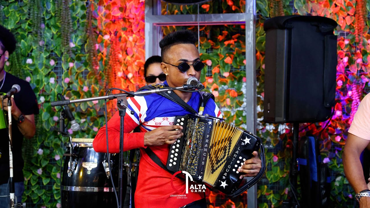 Jeffry Almonte - El Terron De Azucar En Vivo Para Chipeo