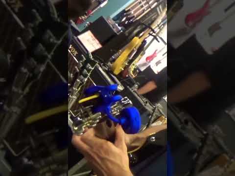 Testing a Peavey Amp at Guitar Center