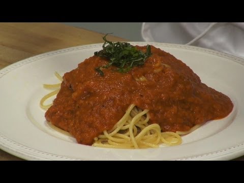 How to Make Fresh Pomodoro Sauce