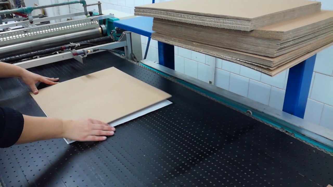 Printing and Laminating - Cardboard Printing