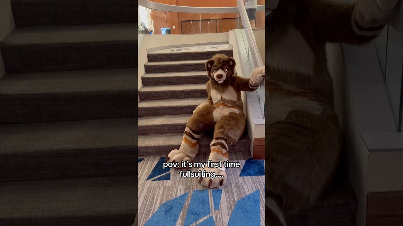 First time fullsuiting: Gone wrong 😅😅#bear #furry
