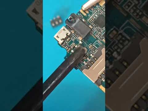 How To Change Mobile Battery Terminal. #repair #replace #batteryterminals #fix #battery #shorts