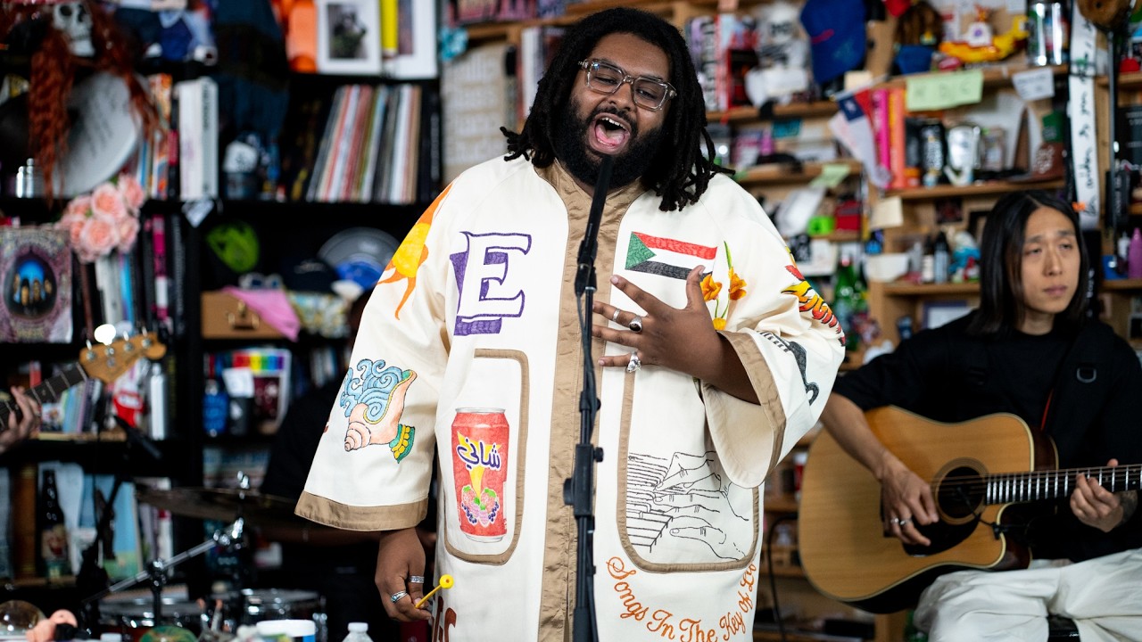 Elmiene: Tiny Desk Concert