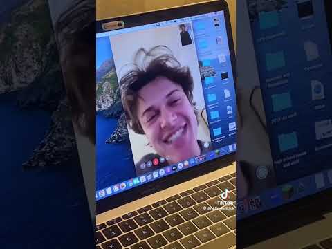 🤣 Christopher briney on FaceTime with Lola tung and David | the summer I turned pretty cast