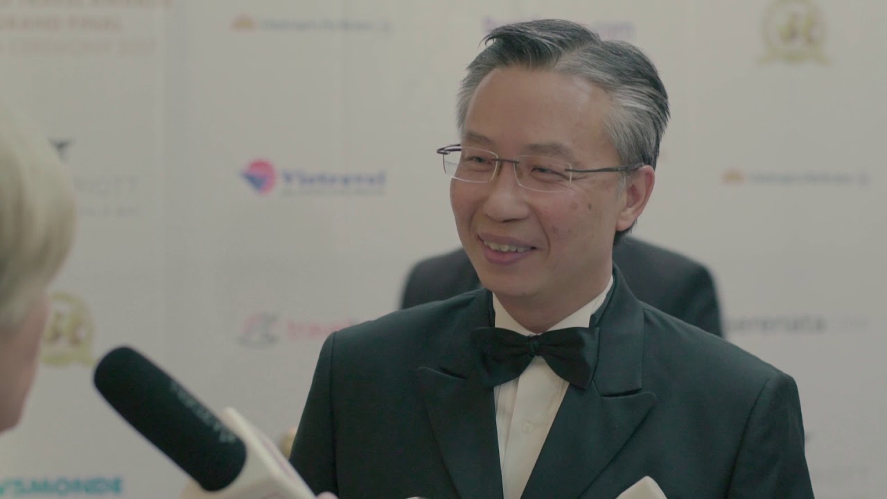 Choe Peng Sum, chief executive, Frasers Hospitality | Videos | Breaking ...