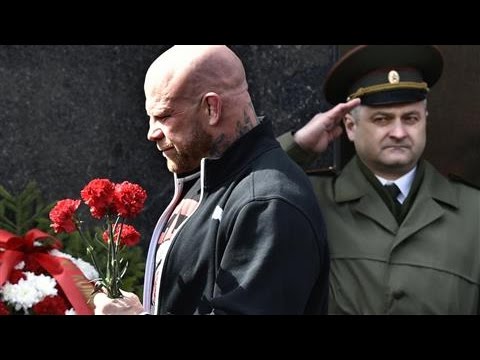 U.S.-Born Fighter Is New Face of Russia's Communist Party