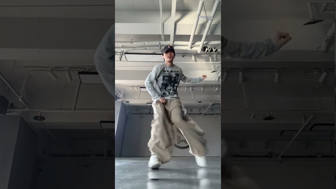 Two - Bbno$ | Left Right Go Dance Trend dc @ChillLit