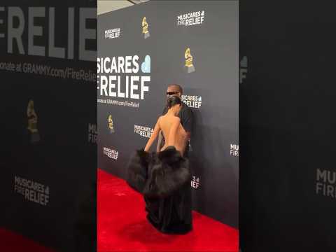 Bianca Censori's SHOCKING 2025 Grammys Debut #grammys