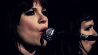 Jeff Lynne's ELO Backstage with Amy Langley and Rosie Langley - VIDEO ...