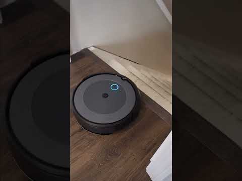 iRobot Roomba Combo i5: Vacuum & Mop Master! #shorts