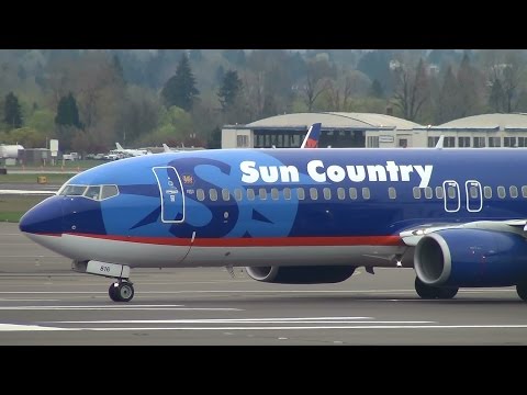 Sun Country N816SY 737-800 Takeoff Portland Airport (PDX)