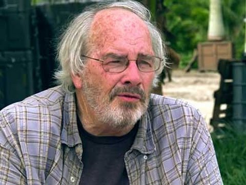 New Jurassic World video featuring paleontologist Jack Horner