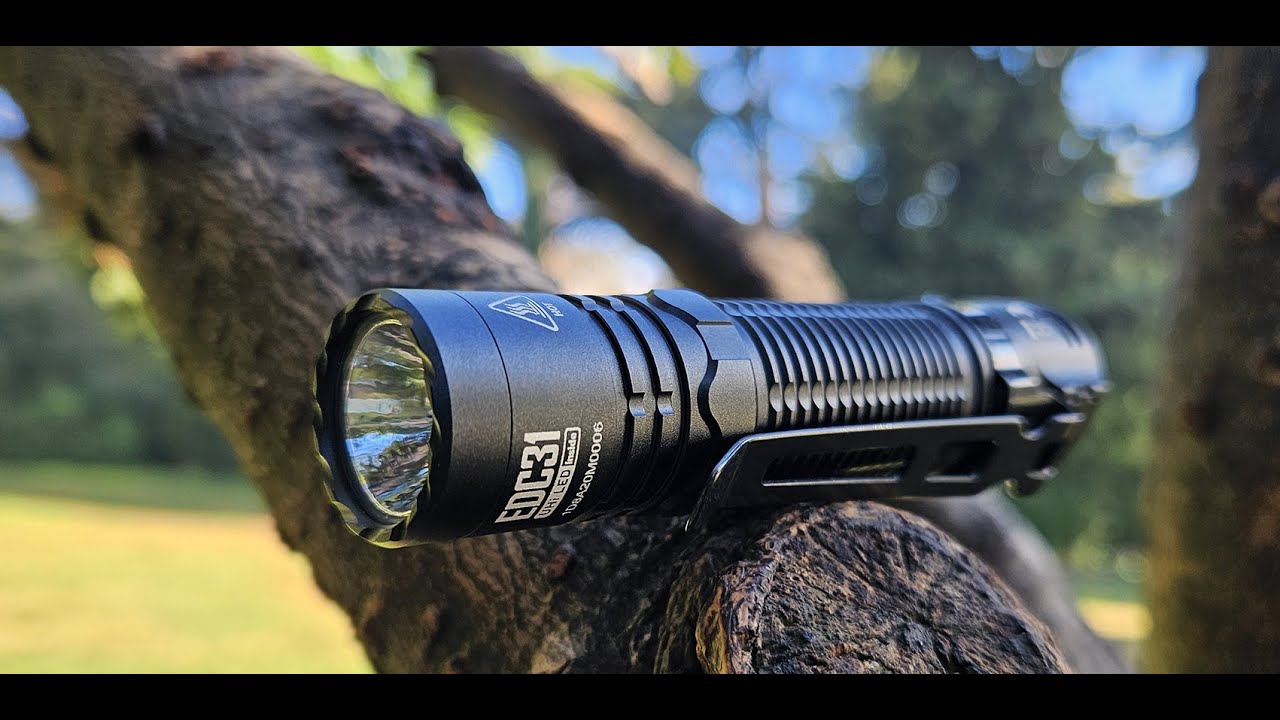 Nitecore EDC31 Review - 3500lm - 380 meters - 18650 Flashlights ...