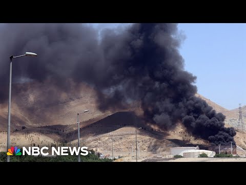 Israel and Iran launch new rounds of attacks on fourth day of conflict