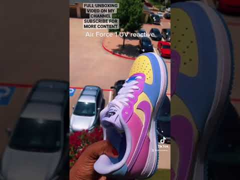 UNBOXING AIR FORCE 1 UV REACTIVES *COLOR CHANGING SNEAKERS*