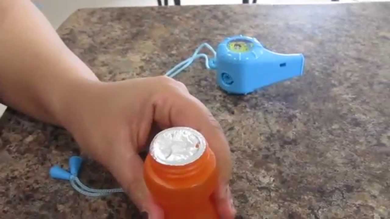 filling water in bubble making whistle