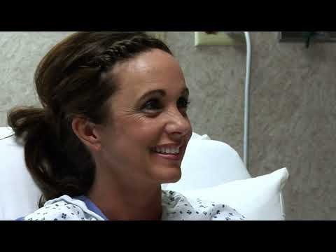 How does robotic surgery improve patient outcomes for gynecological surgery?