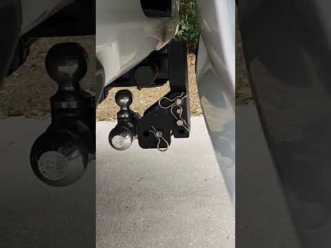 B&W Stow and Go Hitch for the Multipro Taigate.
