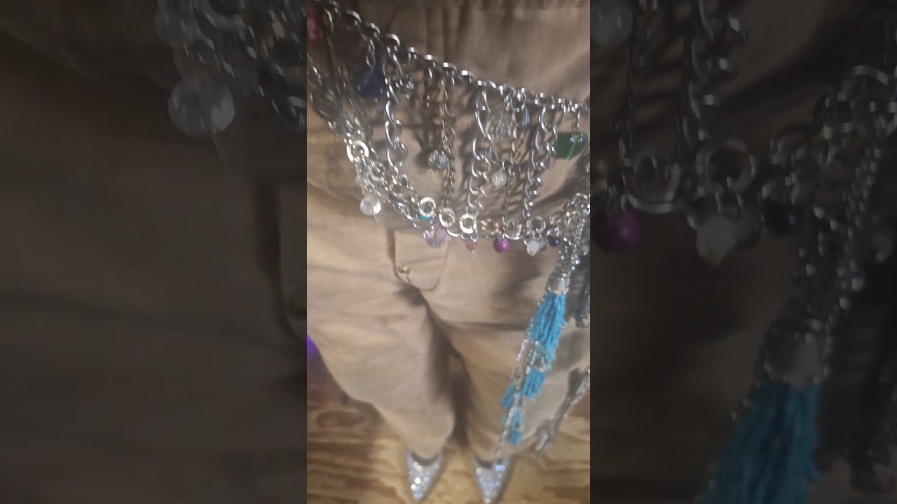 Blake Lively reveals her deposition outfit. #itendswithus #taylorswift #justinbaldoni #ootd