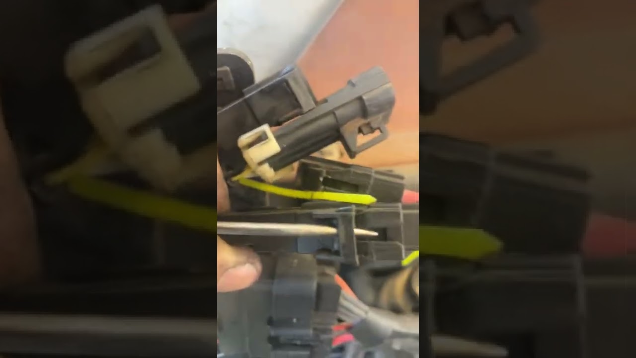 Stuck connectors life hack