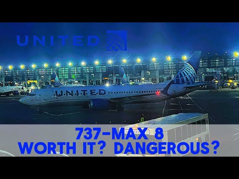 United 737-MAX 8 takeoff and night landing (REAL TIME)