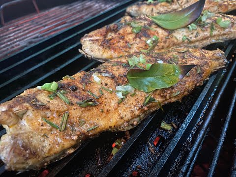 How to Grill Redfish – Hickory Wood Fired Redfish on the Halfshell ...