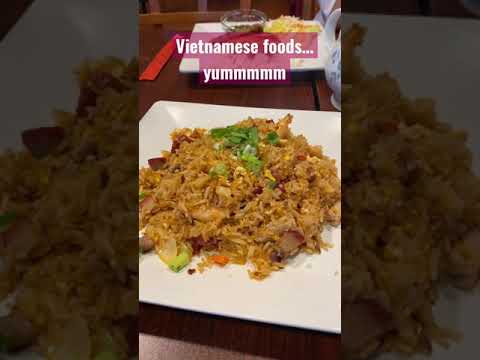 TRYING SOME VIETNEMESE DELICACIES…. #shorts #vietnamese #food