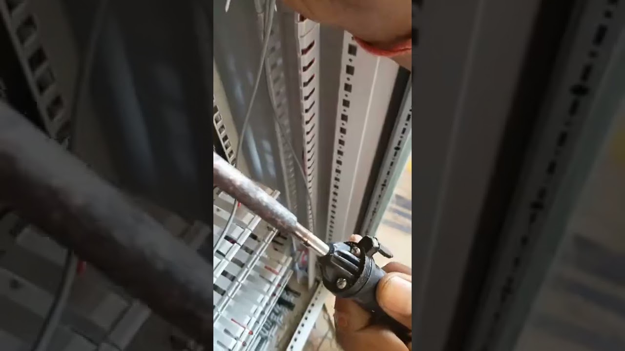 9pin d connector soldaring by 25w iron#railway #youtubeshorts