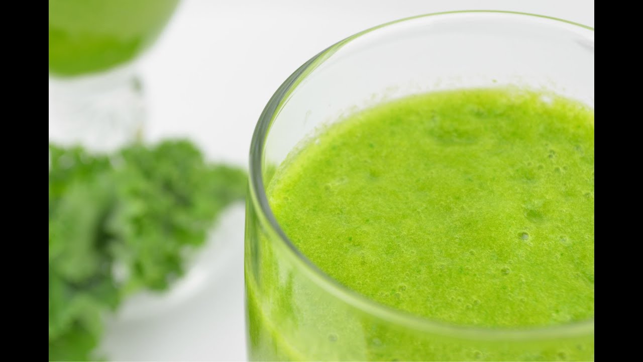 Tropical Green Smoothie Recipe | HEALTHY SMOOTHIE RECIPE