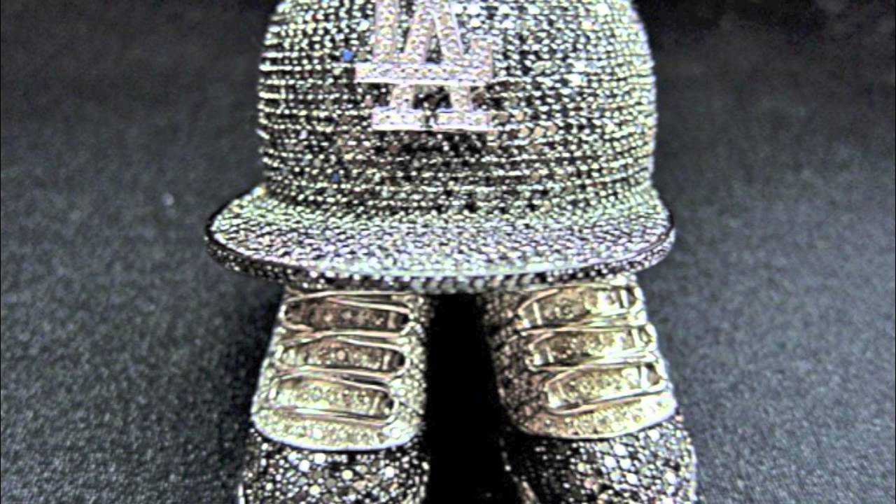 DIAMOND JORDANS AND FITTED