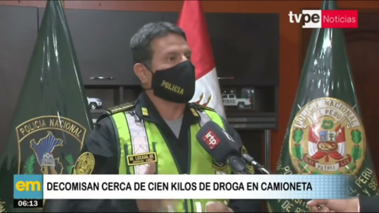 PNP decomisa más de 96 kilos de droga en camioneta