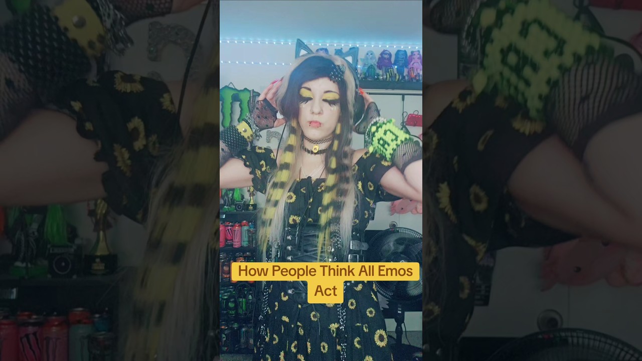 How People Think all emos act #mcr #emo #mom #music