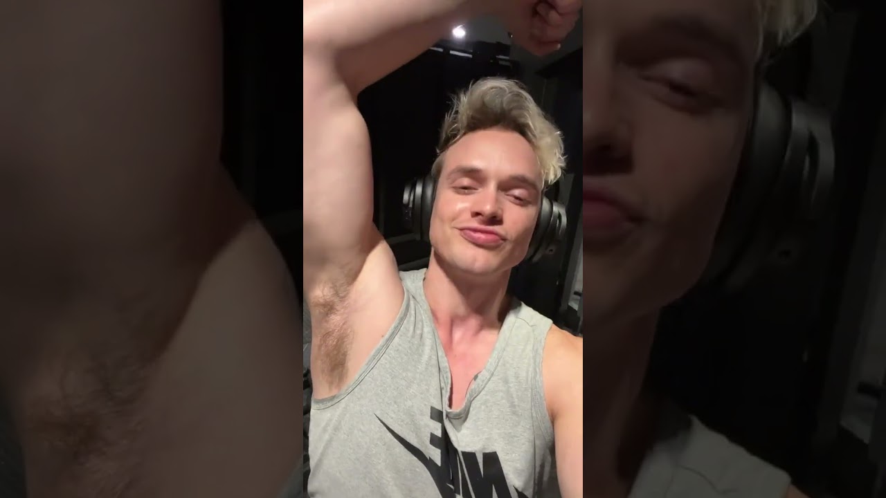 Alpha Muscle God Sniffs His Pits
