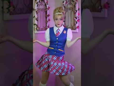 “Look at your watch now” 👀 Princess Charm School Delancy cosplay dance 💖👑💃 - dc: @moanabih on TT