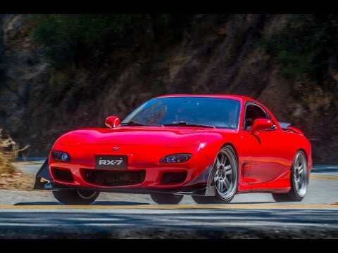 This is Why Everyone Loves the Mazda RX-7