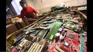 Recycling Technician Overview | What is a recycling technician? - Zippia