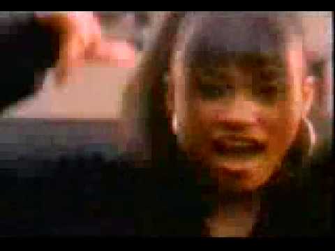 15 Famous Singers Who Started In Groups